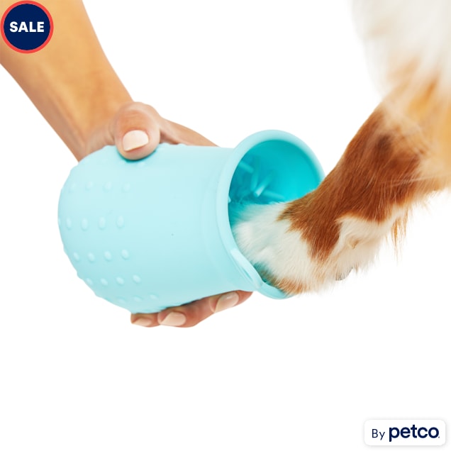 Well & Good Pet On-The-Go Paw Cleaner for Dogs, Small | Petco