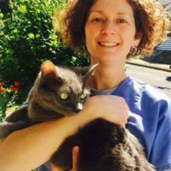 Dr. Elizabeth | Petco Pet Education Center