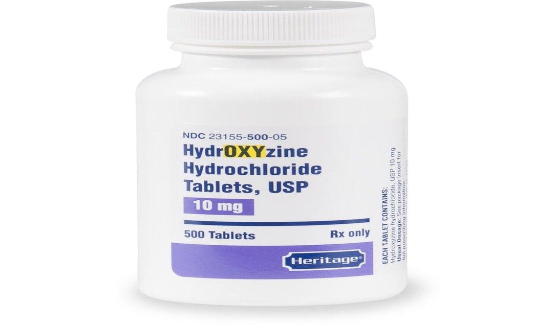 Hydroxyzine for Dogs & Cats: Atopic Dermatitis & Itch Relief | Petco